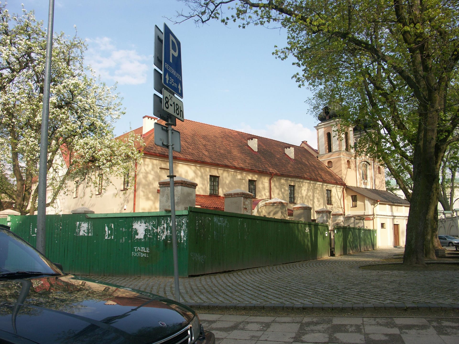 Dantegl - Stogų miestas